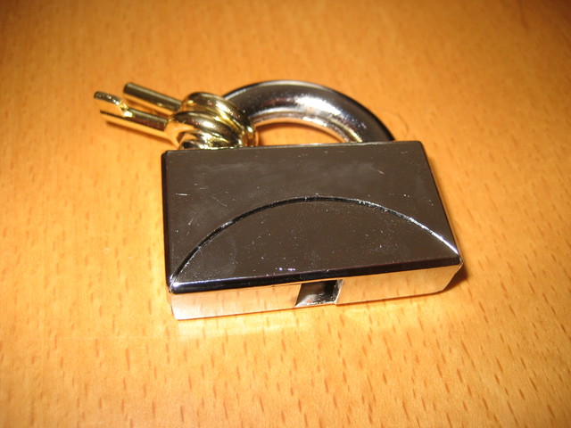 Extremely Puzzling: Two Key Lock