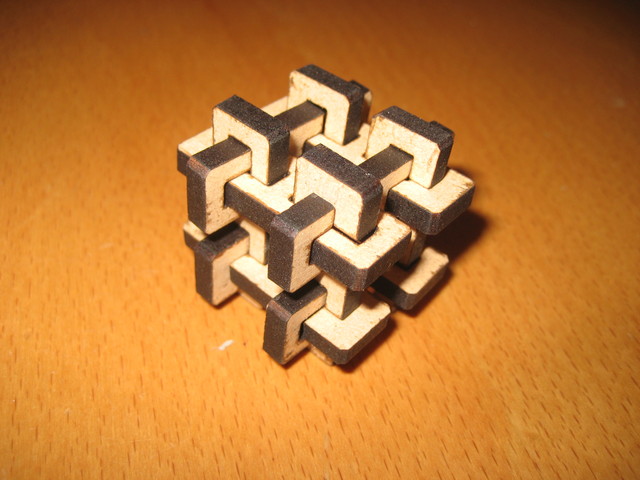 Extremely Puzzling: 12 interlocking pieces*