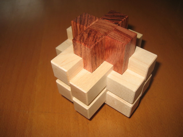 Extremely Puzzling: Helix the Burr