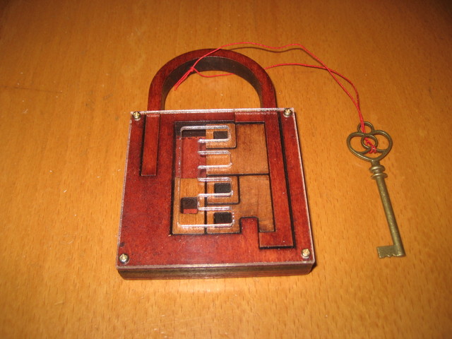Extremely Puzzling: Maze Lock