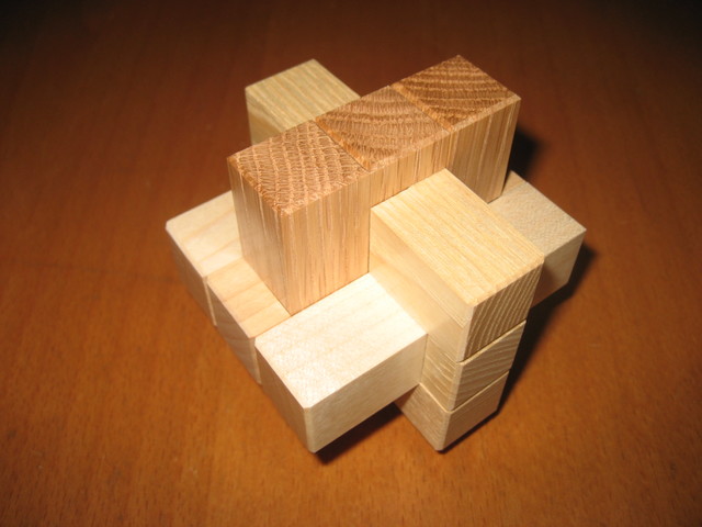 Extremely Puzzling: Burr of Nine Boxes